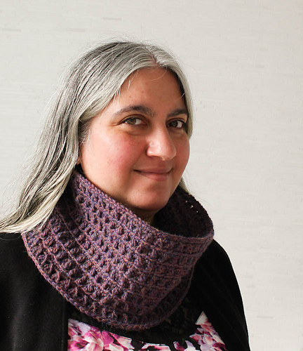 Ravelry Mock Bobbles Cowl Pattern By Marie Segares