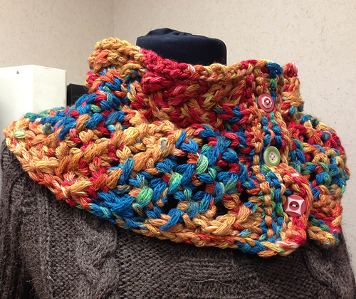 Ravelry: Caravan Cowl pattern by Rae Blackledge