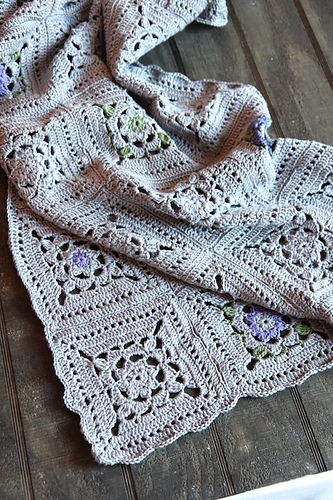 Ravelry: ItalianDishKnits' Grey Crochet Throw