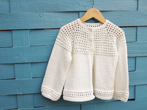 Ravelry: Cardigan Kono pattern by Muriela