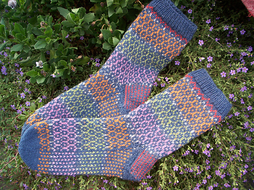 Ravelry: Four-Stitch Reticulated Patterns pattern by Charlene Schurch