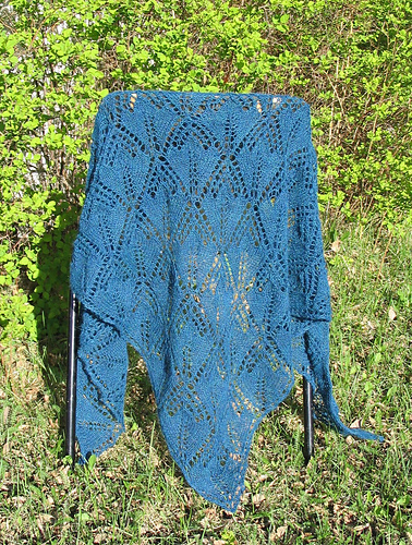 Ravelry: Liisan lilja pattern by Elina Urmas