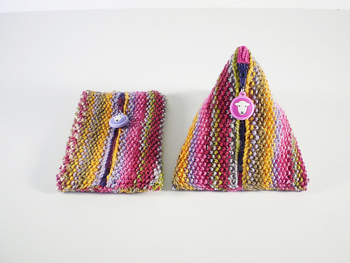 Ravelry: Pyramid Pouch pattern by Frankie Brown