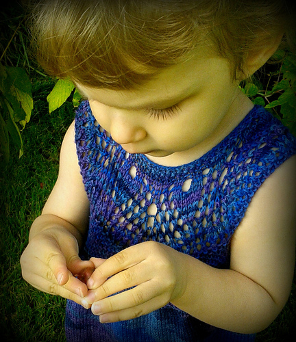 Ravelry: Elizabeth Elaine pattern by Taiga Hilliard