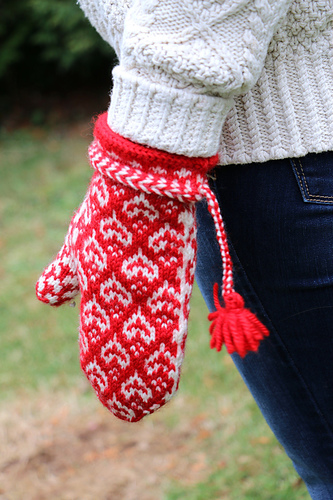 Ravelry: Ardour pattern by Sarah H Arnold