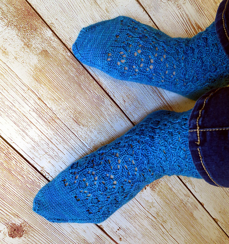 Ravelry: Under the Big Top pattern by Jen Lucas