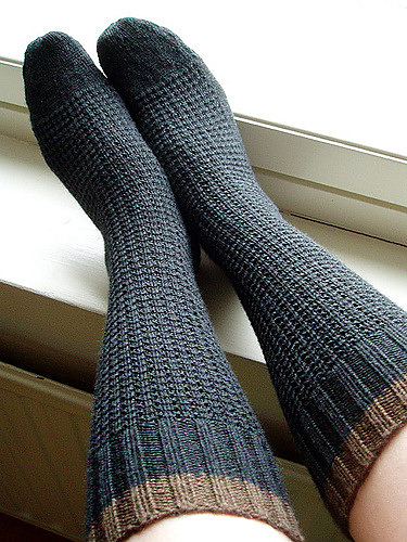 Ravelry: Gentleman's Half Hose in Ringwood Pattern pattern by Nancy Bush