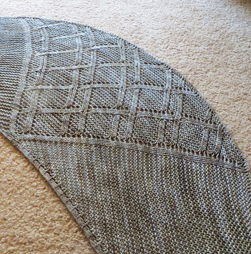 Ravelry: Windowpane Check Shawl pattern by verybusymonkey