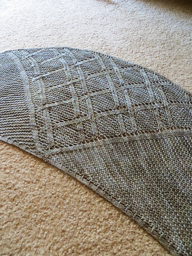 Ravelry: Windowpane Check Shawl pattern by verybusymonkey