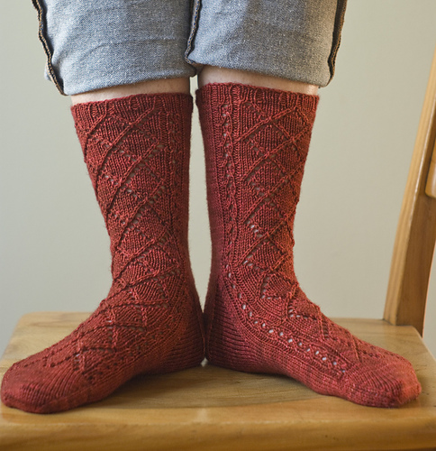 Ravelry: Robin Red Socks pattern by Virginia Sattler-Reimer