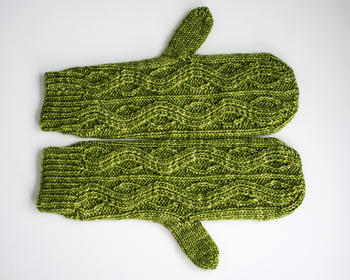 Ravelry: JaneMaeWren's Sydänmaa-Clepsydra Mitten Hybrid
