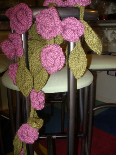 Ravelry: Lei Scarf in Jet pattern by Patons Australia