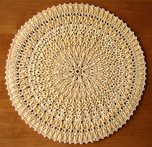 Ravelry: Expressive doily pattern by Mary Werst