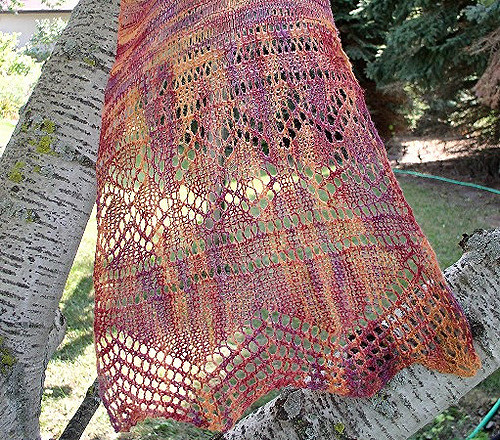 Ravelry: Victorian Ruby pattern by Jane Sowerby