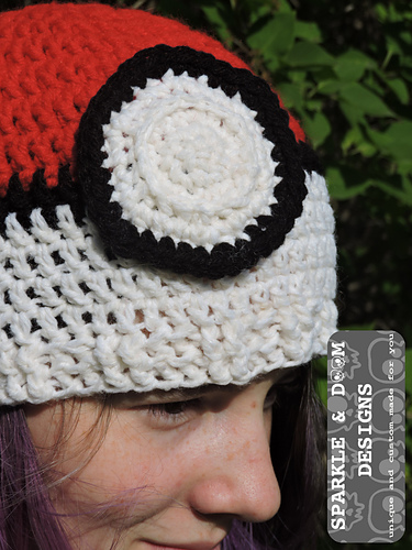 Ravelry: Pokemon Ball Mod Beanie & Slouch pattern by Sparkle & Doom Designs