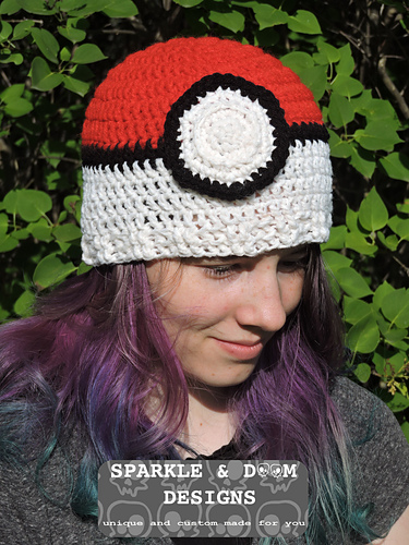 Ravelry: Pokemon Ball Mod Beanie & Slouch pattern by Sparkle & Doom Designs