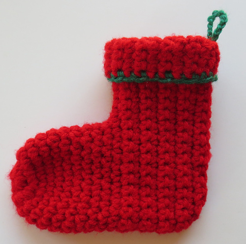 Ravelry: Mini Cuffed Christmas Stocking pattern by Cindy RecycleCindy