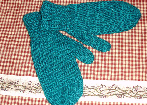 Ravelry: Warm Wool Mittens pattern by Lion Brand Yarn