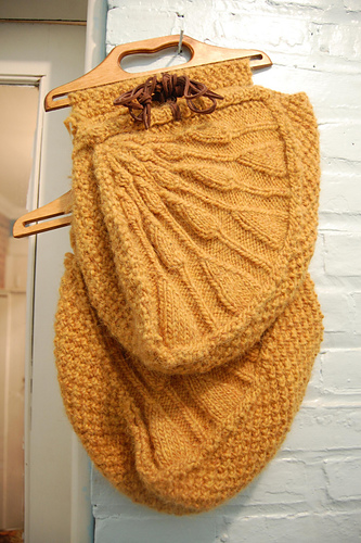 Ravelry: #35 Knitted Panniers pattern by Norah Gaughan