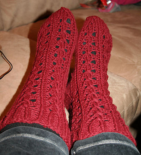 Ravelry: 109-48 Long socks with lace pattern pattern by DROPS design