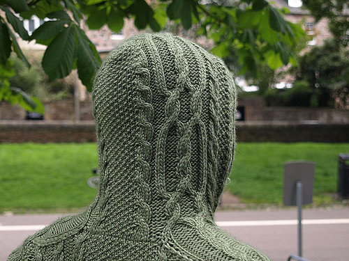 Ravelry: Vivian pattern by Ysolda Teague