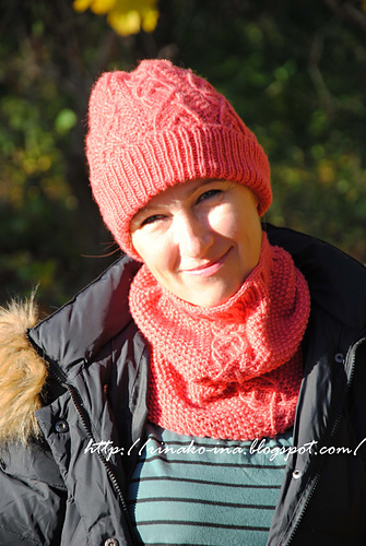 Ravelry: Blooming Chestnut Hat & Cowl pattern by Venera Sharipova