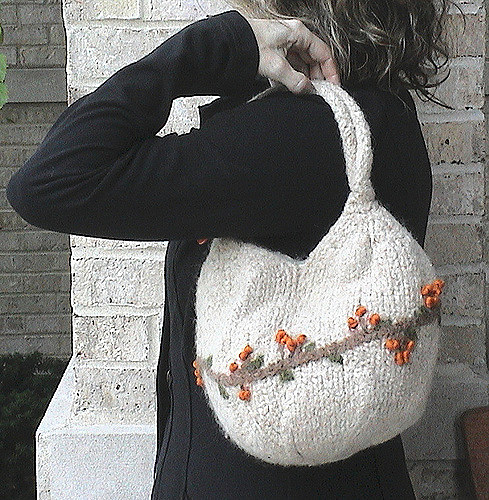 Ravelry: The Dumpling Bag pattern by Sharon Dreifuss (She-Knits)