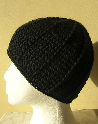 Ravelry: Snowboarder Skullies pattern by Catherine Lindsay