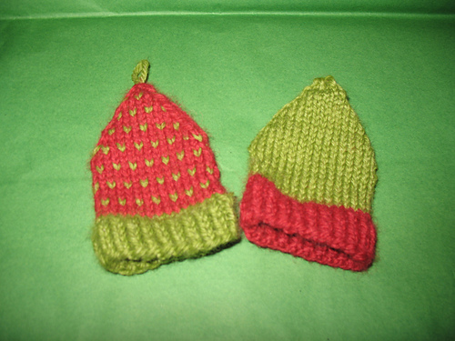 Ravelry: #09 Mini Hat Ornaments pattern by Knit Simple
