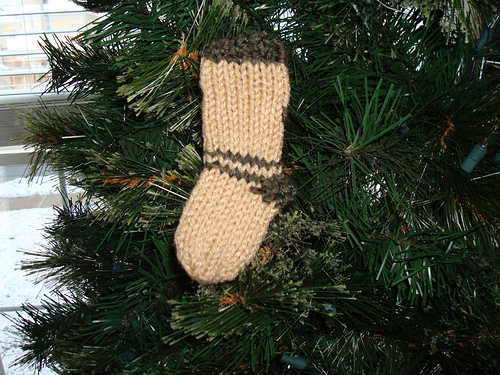 Ravelry: Mini Sock Ornament pattern by Lynn Wiemelt