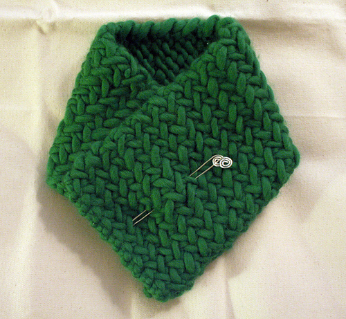 Ravelry: herringbone neckwarmer pattern by Breean Elyse Miller