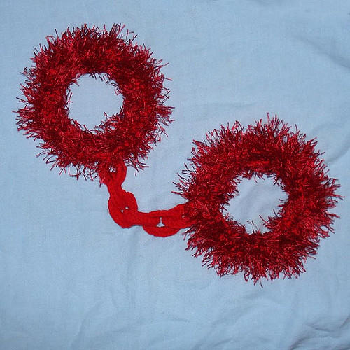 Ravelry: Handcuffs pattern by Jenni Love