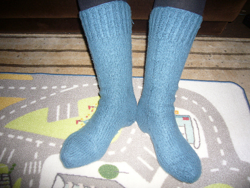 Ravelry: Slouch Socks pattern by Erika Knight