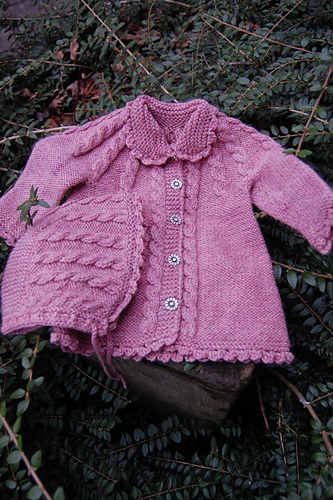 Ravelry: b17-1 Cable Princess pattern by DROPS design