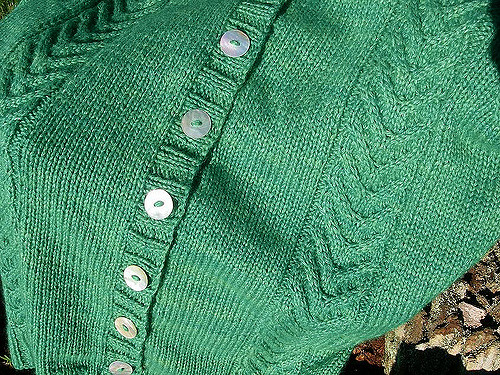 Ravelry: Cropped Fitted Cardigan Pattern pattern by Alison Green