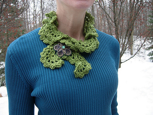 Ravelry: Ruffle Necklace Scarf pattern by Lion Brand Yarn