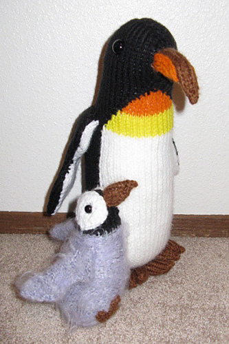 Ravelry: Adult penguin (Adelie and Emperor) pattern by Kath Dalmeny