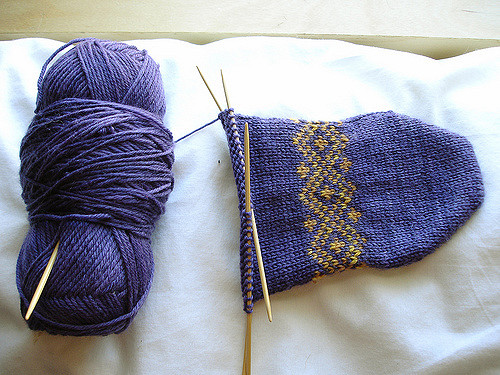 Ravelry: Top-Down Endpaper Mittens pattern by Sarah Wehner