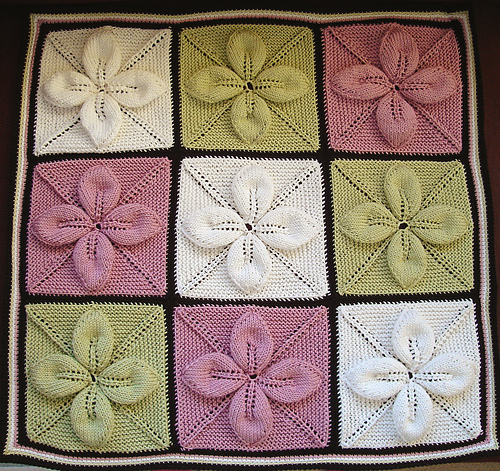 Ravelry: Quilt (Square Counterpane with Leaves) pattern by A.M.