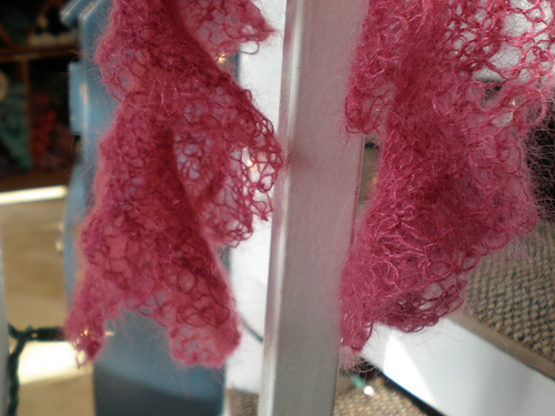 Ravelry: Lace Ruffles Scarf pattern by Miriam Pike