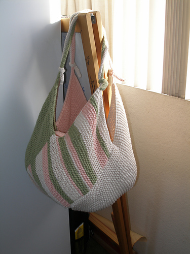 Ravelry: Windmill Bag pattern by yelley