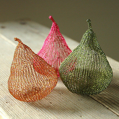 Ravelry: Exquisite pears made of metal wire using a crochet hook ...