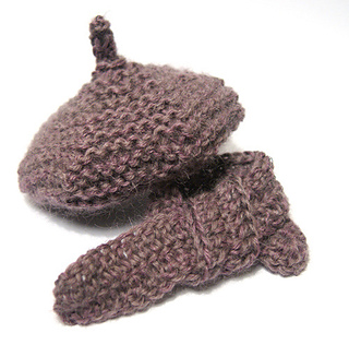 Ravelry: Béret au point mousse pour poupée PM pattern by fredemickadeletc