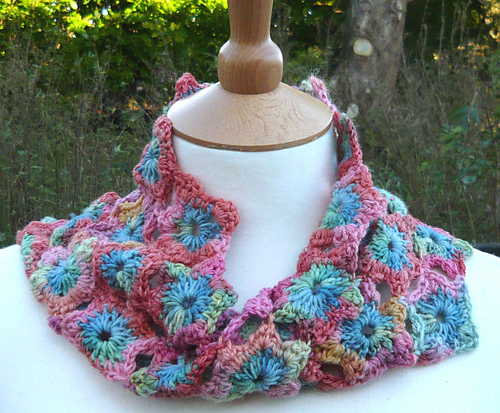 Ravelry: CECILY Crochet Mobius Scarf pattern by Amanda Perkins