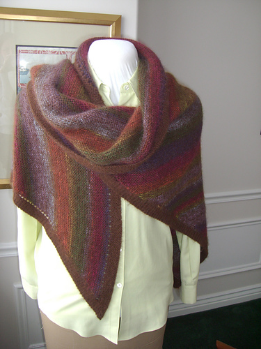 Ravelry: Everylastbit Kidsilk Haze shawl pattern by Susan Isbell
