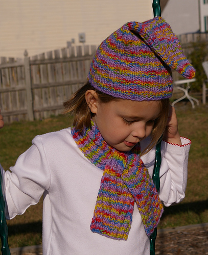 Ravelry: Peaks Child's Scarf and Hat pattern by Katherine Vaughan