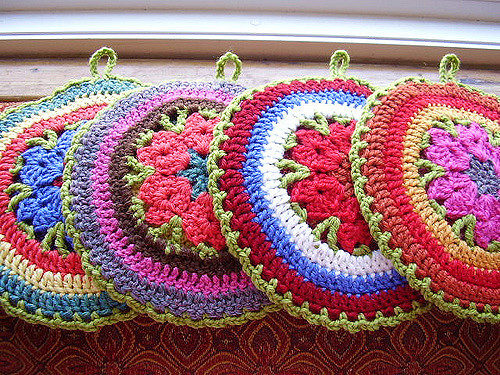 Ravelry: Disc-Disc pattern by Sara Delaney