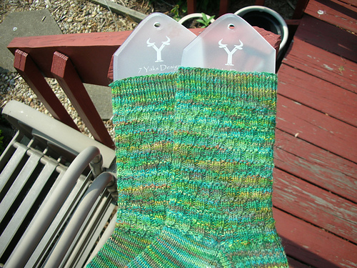 Ravelry: Alternating 2x2 Rib pattern by Charlene Schurch