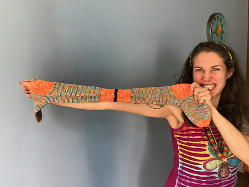 Ravelry: Pushmi-Pullyu Socks pattern by Jessie Ksanznak