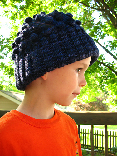 Ravelry: Rib and Bobble Hat pattern by Erica Lueder